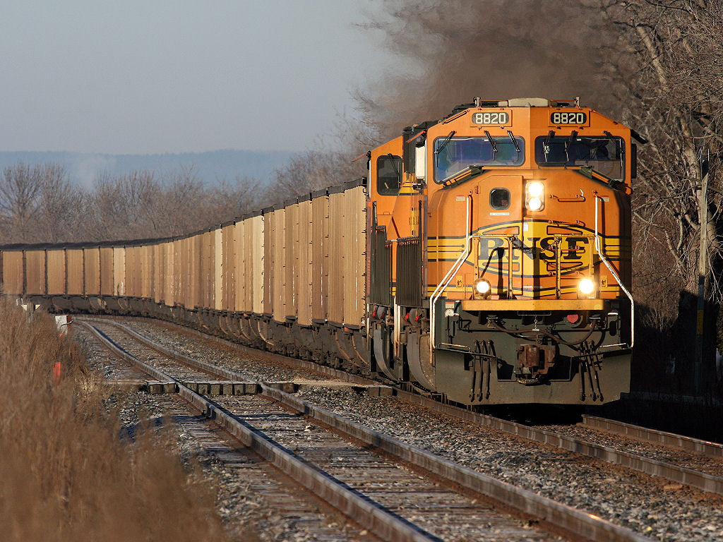 BNSF 8820